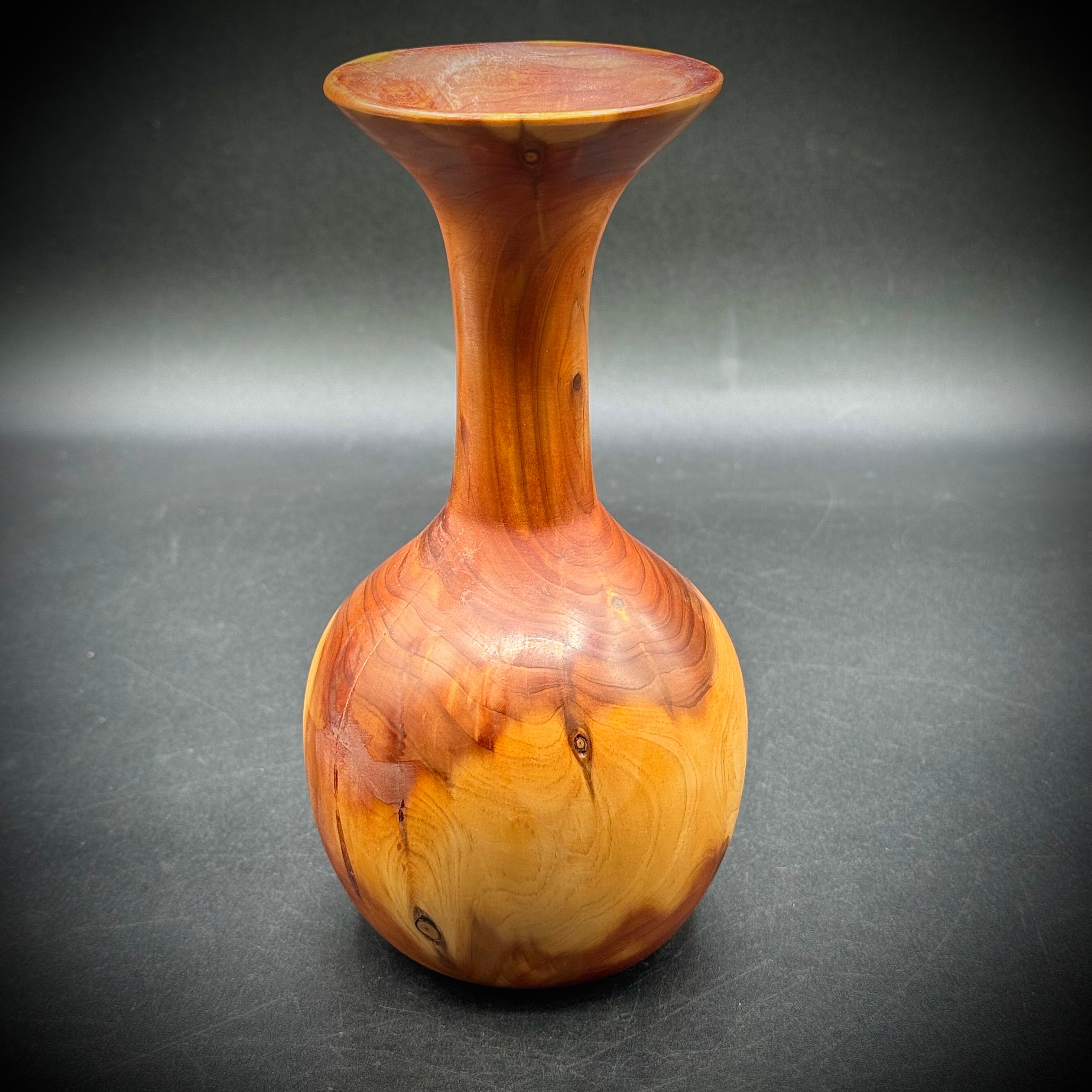 Hand Turned Juniper Wood Vase – Picker Road Boutique