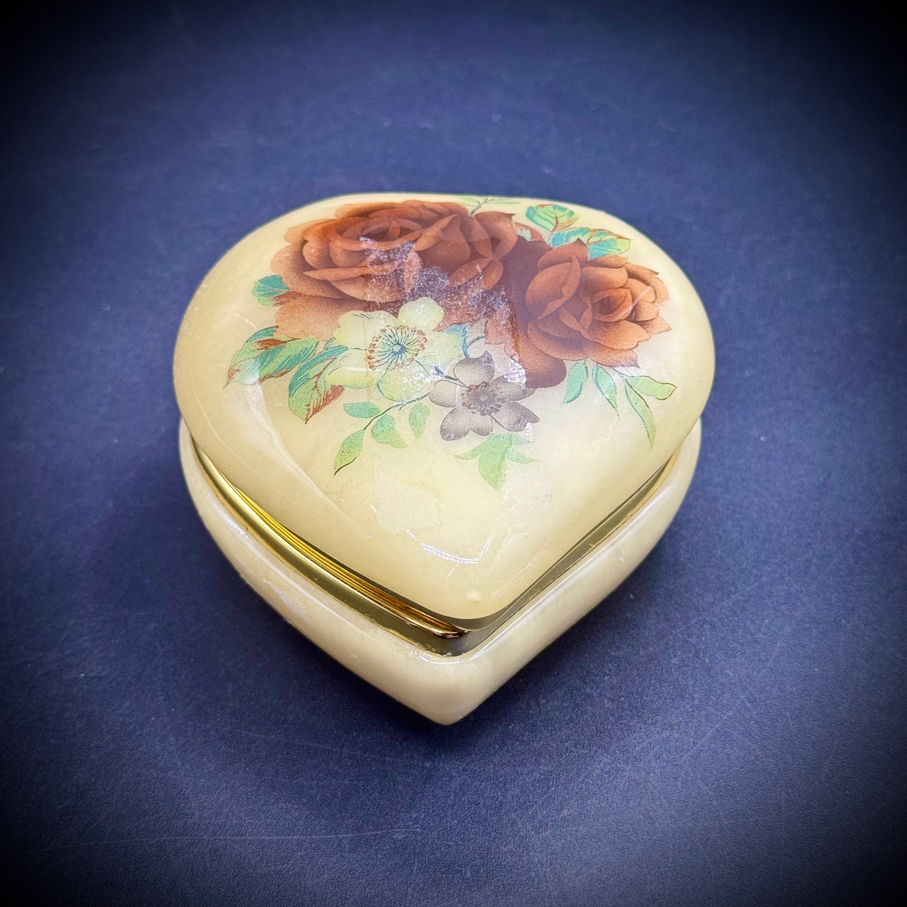 Genuine Alabaster Hand Carved in Italy Heart & Flower Trinket Box ...