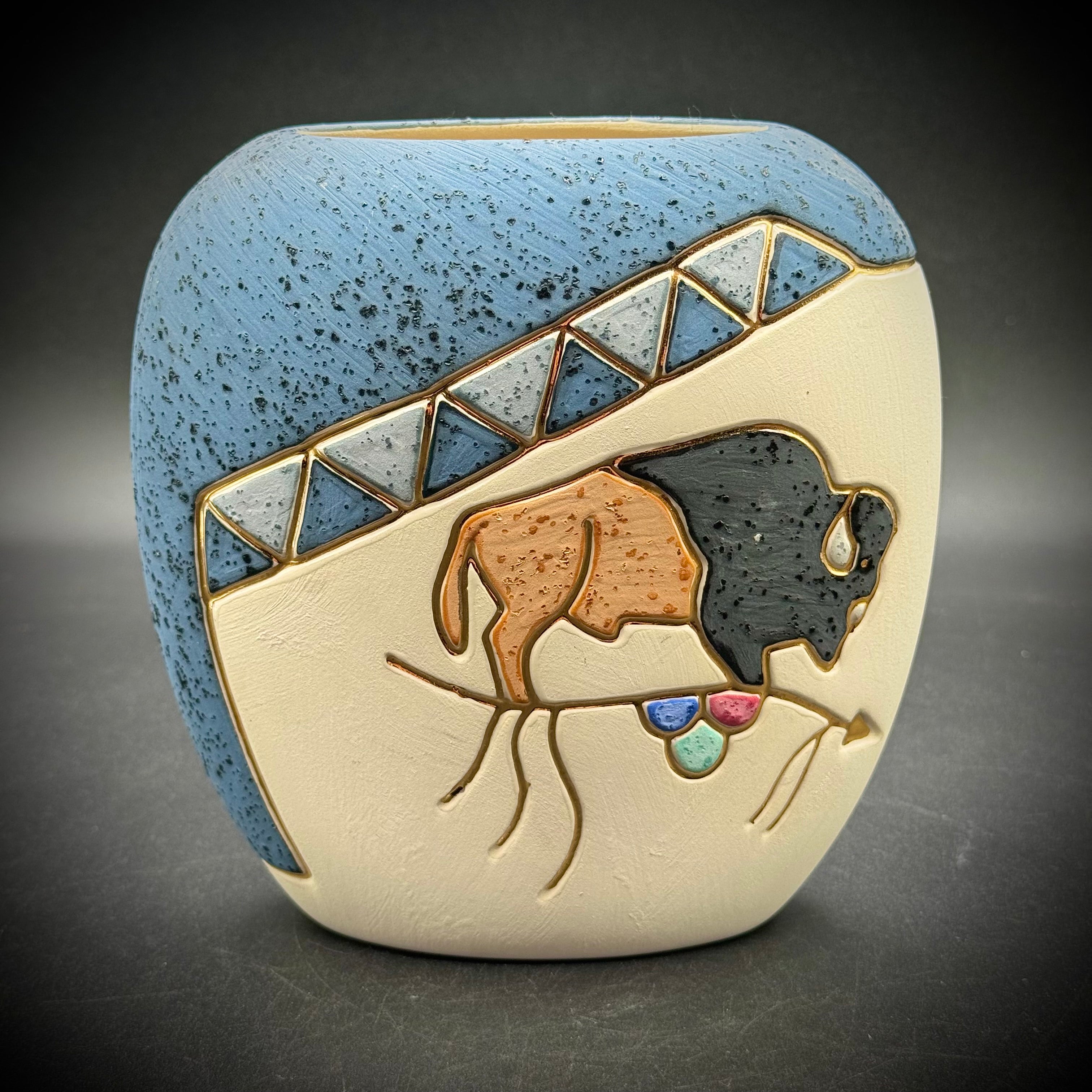 Native American Sioux Pottery Buffalo Vase – Picker Road Boutique